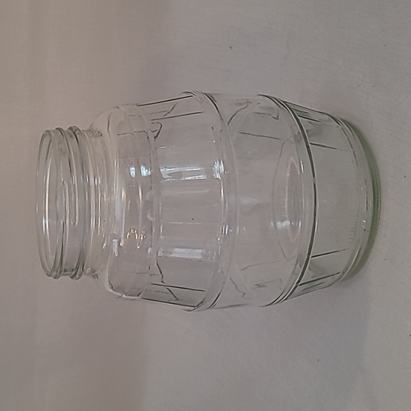 Owens-Illinois | Kitchen | Vintage 7 2 Owensillinois Glass Barrel Keg ...